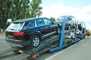 Caminhão Cegonha: Guia Completo para o Transporte de Veículos